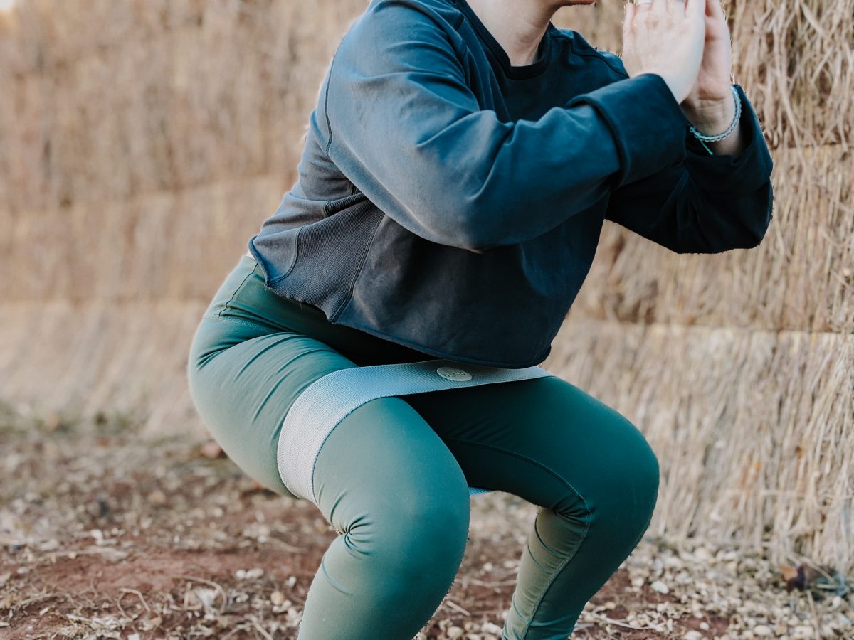 8 Travel Workout Essentials - Morgan Through A Lens